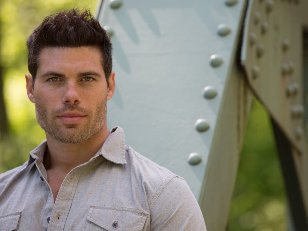 Interview with Cover Model James Rizzo | Waterworld Mermaids